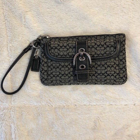 Coach | Bags | Coach Signature Wristlet | Poshmark
